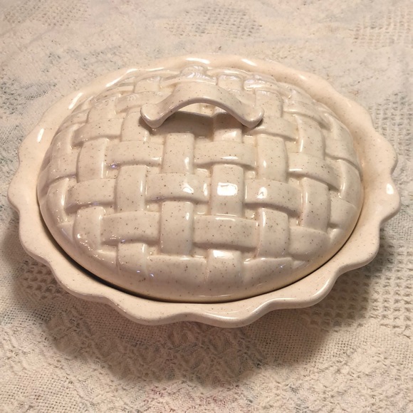 Kitchen | Vintage Apple Pie Bakerkeeper With Lid Cream Colored No ...